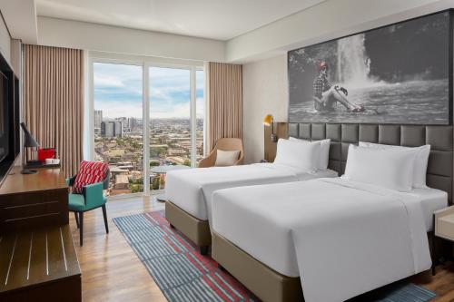Radisson RED Cebu Mandaue, Cebu City (updated prices 2026)
