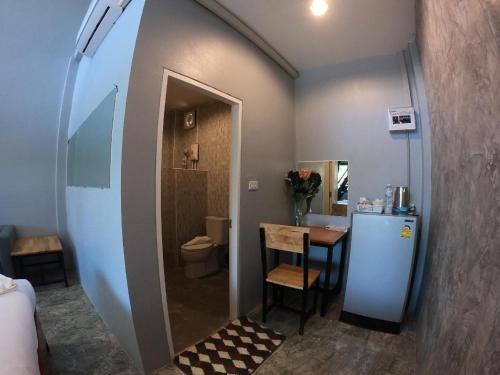 โรงแรมบีคูลบูทีค, Ban Hua Phrong (2026 legfrissebb árai)