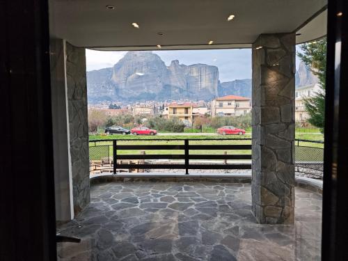 Under the rocks luxury, Kalabáka (preços atualizados de 2026)