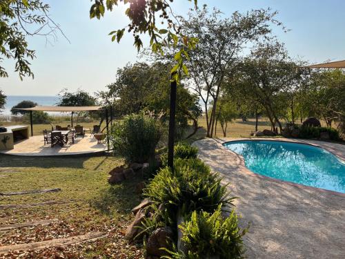 Phuza Moya, Shanjungu (prețuri actualizate 2026)