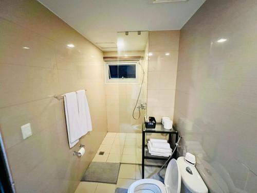 3BR Penthouse Suite Sunset View in front of Okada, Манила (актуальные ...