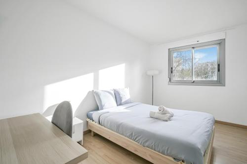 Le Mona Lisa - Balcon - Paris & Disneyland, Chelles (tarifs actualisés ...