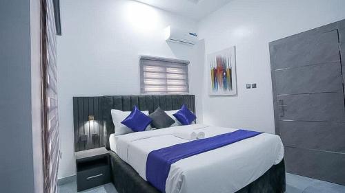 Spring Oasis Newly renovated 3 bdrm apt, Ikota (ažurirane cene za 2026 ...