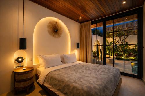 Layth - Modern 4BR Villa with Sunken Seating, Canggu, Pererenan ...