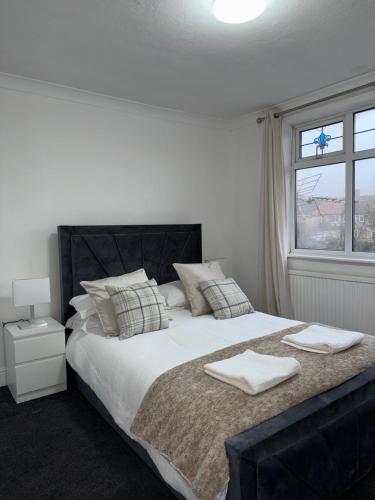 Welcome to This Newly renovated 4 bedroom cozy & charming home in ...