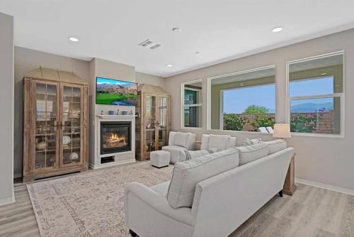 La Quinta Oasis - Pool Hot Tub & Mountain Views, Indian Wells Mobile ...