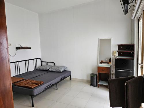 HNet House - a quiet place to stay in city center, Pontjol Satu (2026 ...