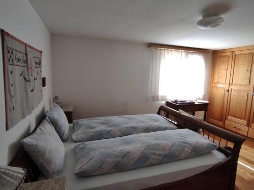 Apartment Chasina Bonavia - unvergessliche Ferien in Sent by Interhome ...