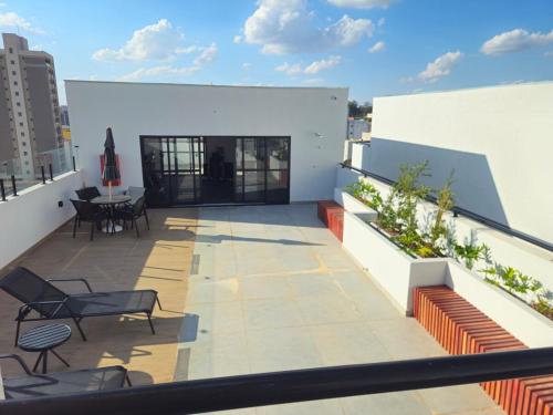 Studio 5 ao lado da USP com piscina e academia, São Carlos (tarifs ...