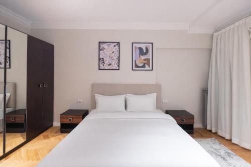 Cairo Homes Luxury 4BR Apartment with Balcony & Nile View Maadi, Cairo ...