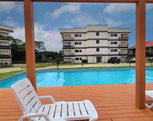 Island love, Crown Point (updated prices 2026)