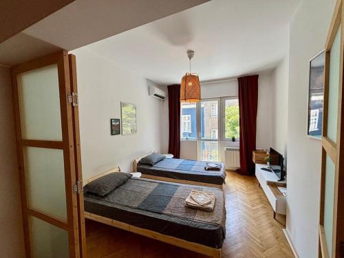 Beautiful Bright and Spacious Central Apt, Sofia (harga terbaru 2026)