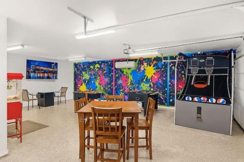 18x60 Boat Pad Game Room-Lake View Villa-Hot Tub, Lake Havasu City ...