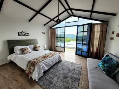 La roca jaluvava, Santa Rosa de Cabal (preços atualizados de 2026)