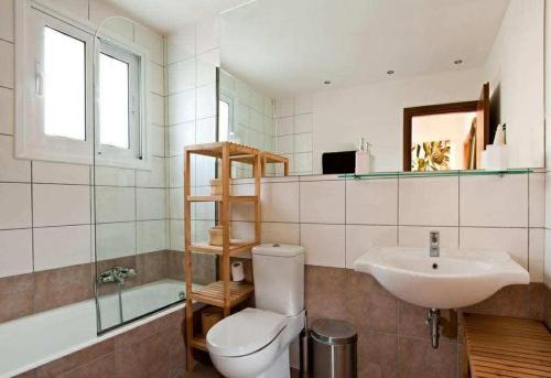 Villa Miranda, Pefki (precios actualizados 2026)