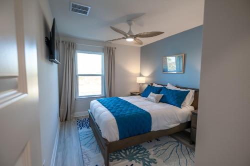 Steps to beach - bikes & beach gear, Port Saint Joe (precios ...