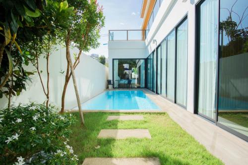 White Villa Phuket, Ban Saiyuan (1) (обновени цени за 2026 г.)