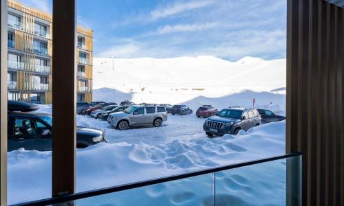 Luxury Atrium Ski In and OutRare Outdoor Pool Sleeps 5, Gudauri (prezzi ...