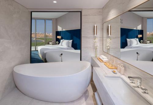 Tivoli LA VIE Muscat Hotel & Residences, Muscat (updated prices 2026)