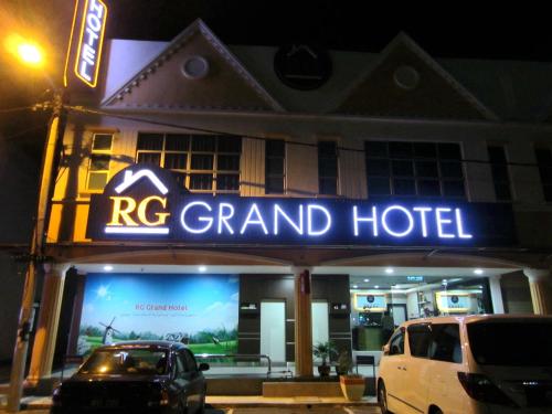 RG Grand Hotel, Parit Raja – Updated 2024 Prices