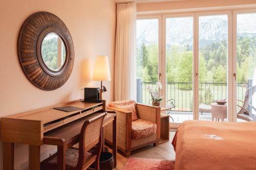 Schloss Elmau Luxury Spa Retreat & Cultural Hideaway, Elmau (updated ...