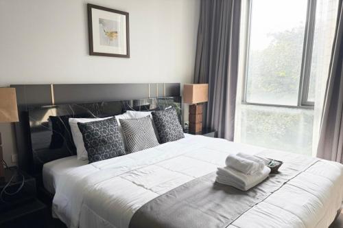 Luxury 2BR 2BA Trapezo Walk to MRT QSNCC, Banguecoque (preços ...