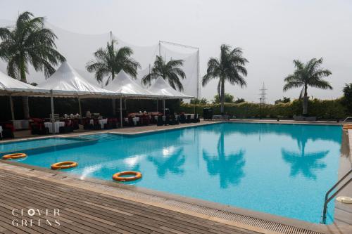 Clover Greens Golf Course & Resort - Attibele, Hosur, Sarjāpur (updated ...