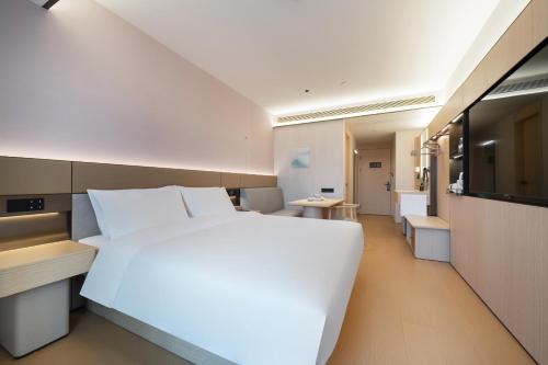 JI Hotel Zhangjiajie Seventy-Two Wonders Scenic Area, Zhangjiajie ...