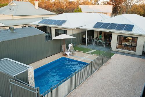 Renmark River Villas and Boats & Bedzzz, Renmark (updated prices 2025)