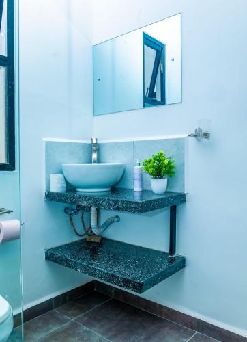 Spring's Collection, Tatu City (updated prices 2026)