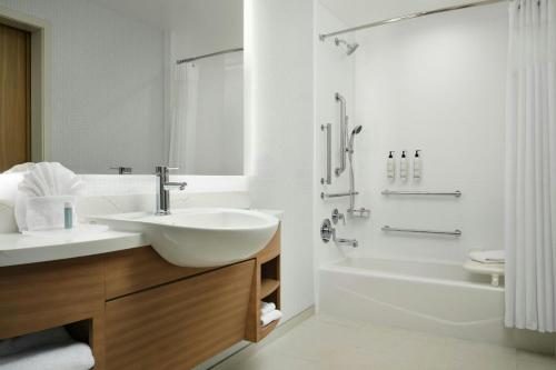 SpringHill Suites by Marriott Ventura Oxnard, Oxnard (updated prices 2026)