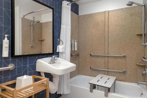 Spark by Hilton California Lexington Park, California (updated prices 2026)