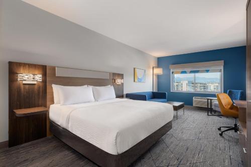 Holiday Inn Express & Suites Courtenay - Comox by IHG, Courtenay ...