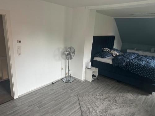 Large Garden House on Lake Phoenix with garden, Dortmund (precios ...
