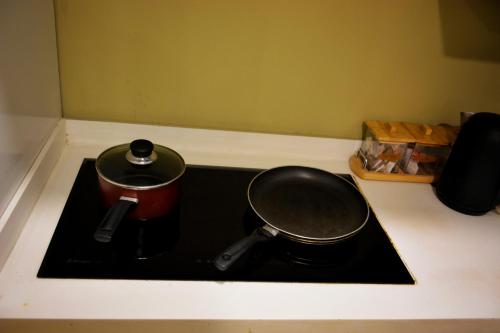 VINTAGE CLASSIC ONE BED APARTMENT - GOLDCREST MALL AND RESIDENCY By ...