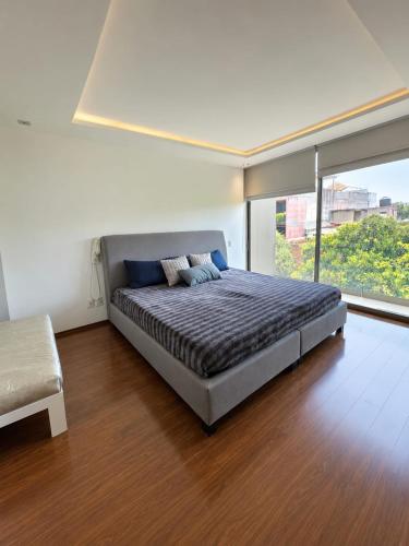 墨西哥城的Luxurious, modern, and centrally located Minimalist house（2026 年最新房價）