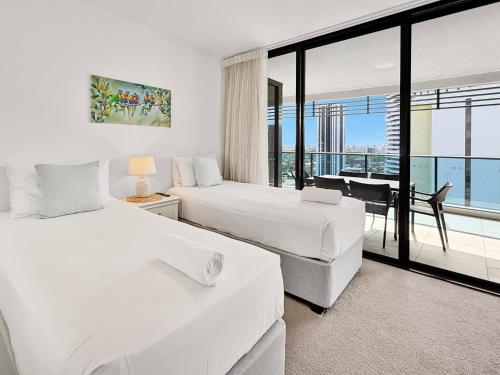 Luxe Oracle Tower 2 Ocean View Lvl 21 Pool Parking, Gold Coast (harga ...
