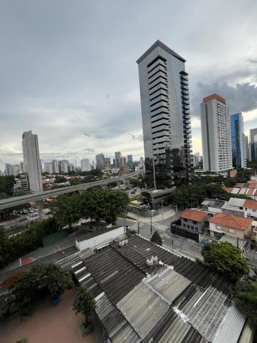 Flat Luxuoso - ESTANCONFOR VERANDA BERRINI - Em frente Estação, São ...