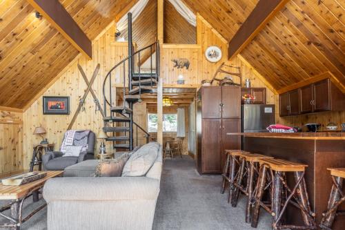 Chalet 02 by Mammoth Mountain Chalets, Mammoth Lakes (updated prices 2026)