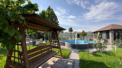 Villa with Private Pool, Nor Aresh (aktualne ceny na rok 2026)