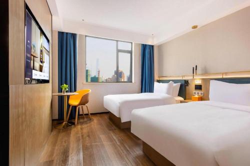 Jinglai Selected Hotel - Shanghai North Xizang Road Metro Station ...