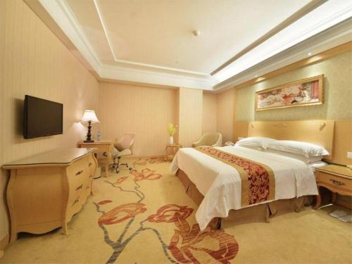 Vienna Hotel Guangzhou Baiyun Airport Zhongluotan Zhuliao Metro Station ...