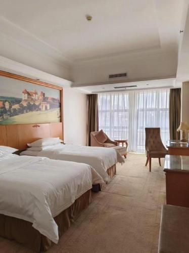 Vienna International Hotel Shenzhen Shiyan Bus Station, Longwancun ...