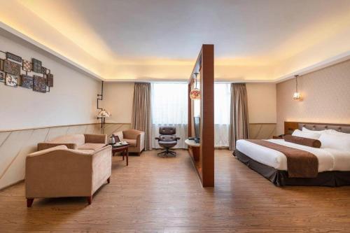 廣州的James Joyce Coffetel Hotel Guangzhou Xiaoping Metro Station（2026 年最新房價）