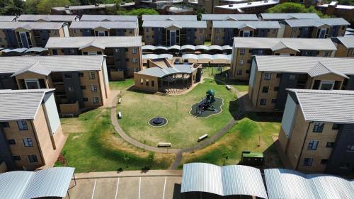 High Star at True North 2nd Floor Modern 2 Bedroom Apartment, Pretoria ...