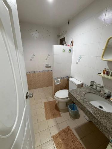Peaceful 2-Bedroom House Near Naka Market, Phuket (tarifs actualisés ...