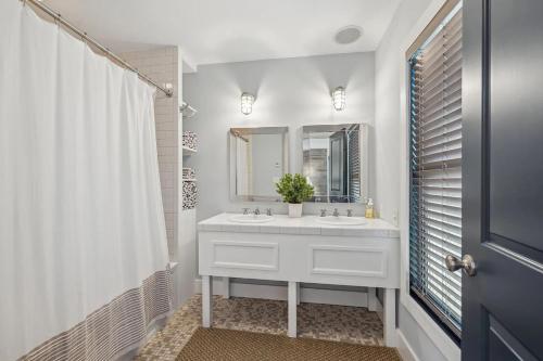 Sag Harbor Village Gem 2 Kings and Queen，萨格港（2026最新房价）