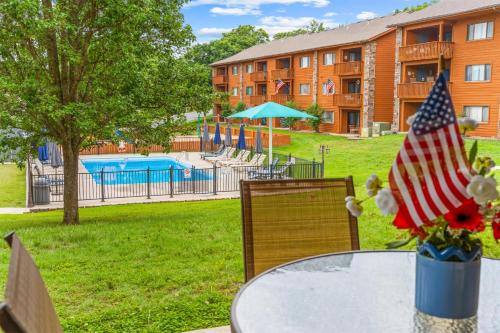 Poolside at The Pointe 2BDR, Branson (prezzi aggiornati per il 2026)