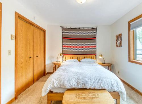 BBR Ranch House | Hot Tub | Ping-Pong | Sleeps 14, Black Butte Ranch ...