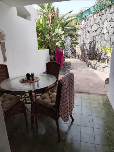 Águila Beach Bungalow with Garden & Pool, San Bartolomé (tarifs ...